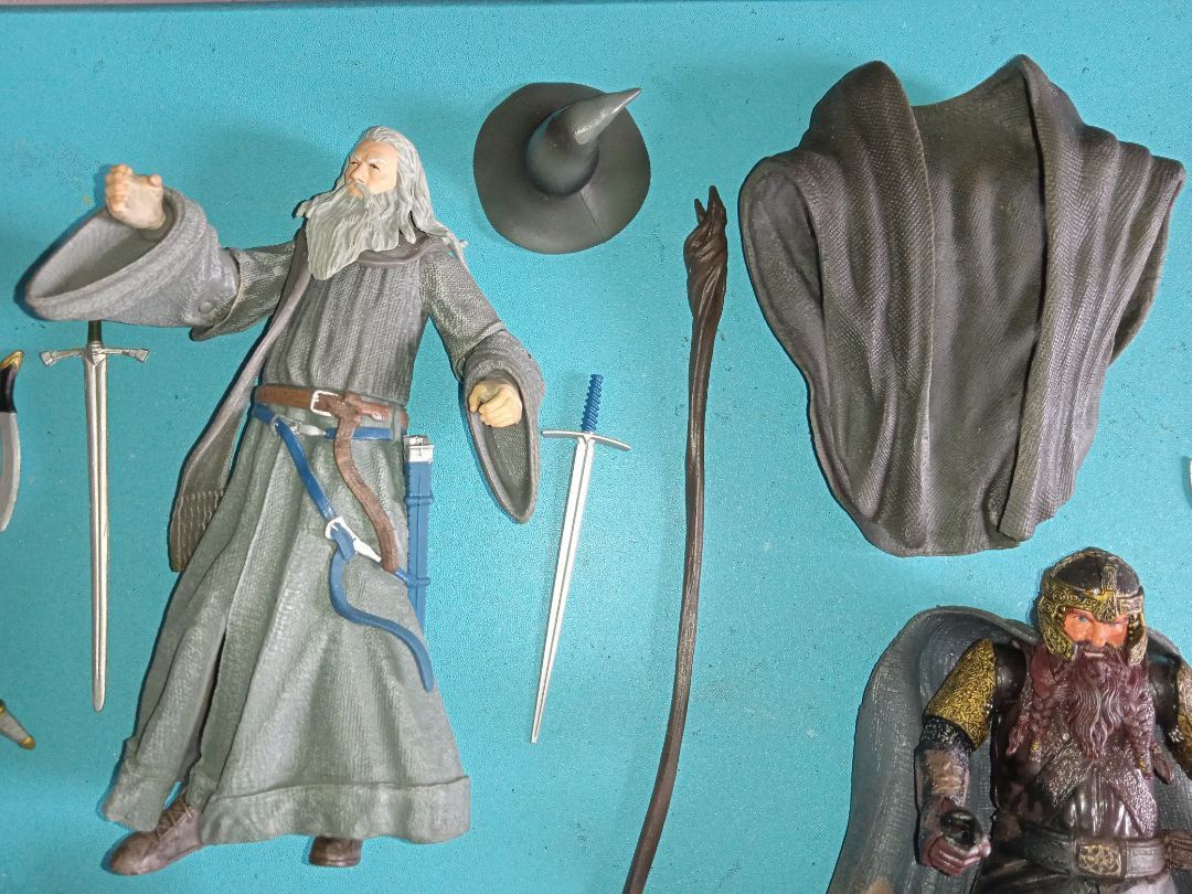 * All for $40 * Lords of the Rings LOTR Figures Set Gandalf Frodo ...