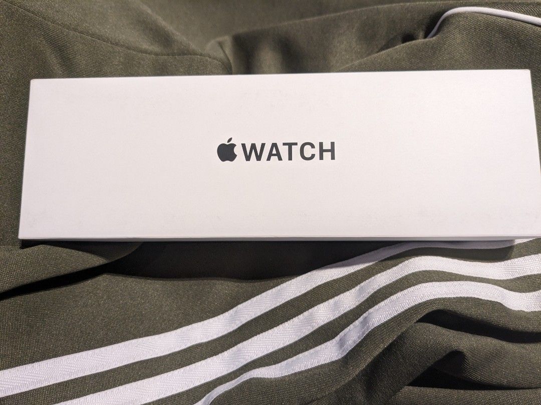 Apple Watch SE Gen 2 40mm Silver, Mobile Phones & Gadgets, Wearables ...