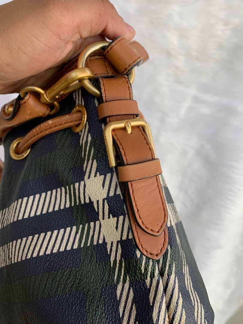 Beanpole Bucket Bag, Luxury, Bags & Wallets on Carousell