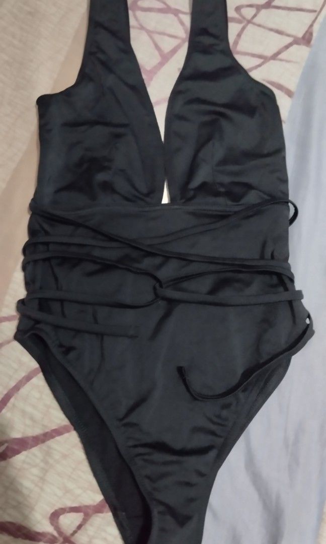 Black One piece (SoSo Swimwear), Women's Fashion, Swimwear, Bikinis ...