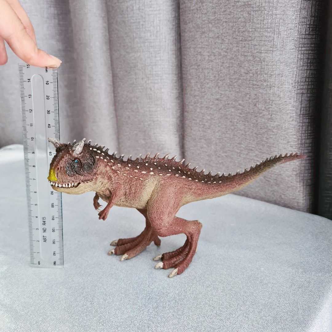 Carnotaurus Dinosaur Figurine Toy Jurassic Park World T-Rex, Hobbies ...