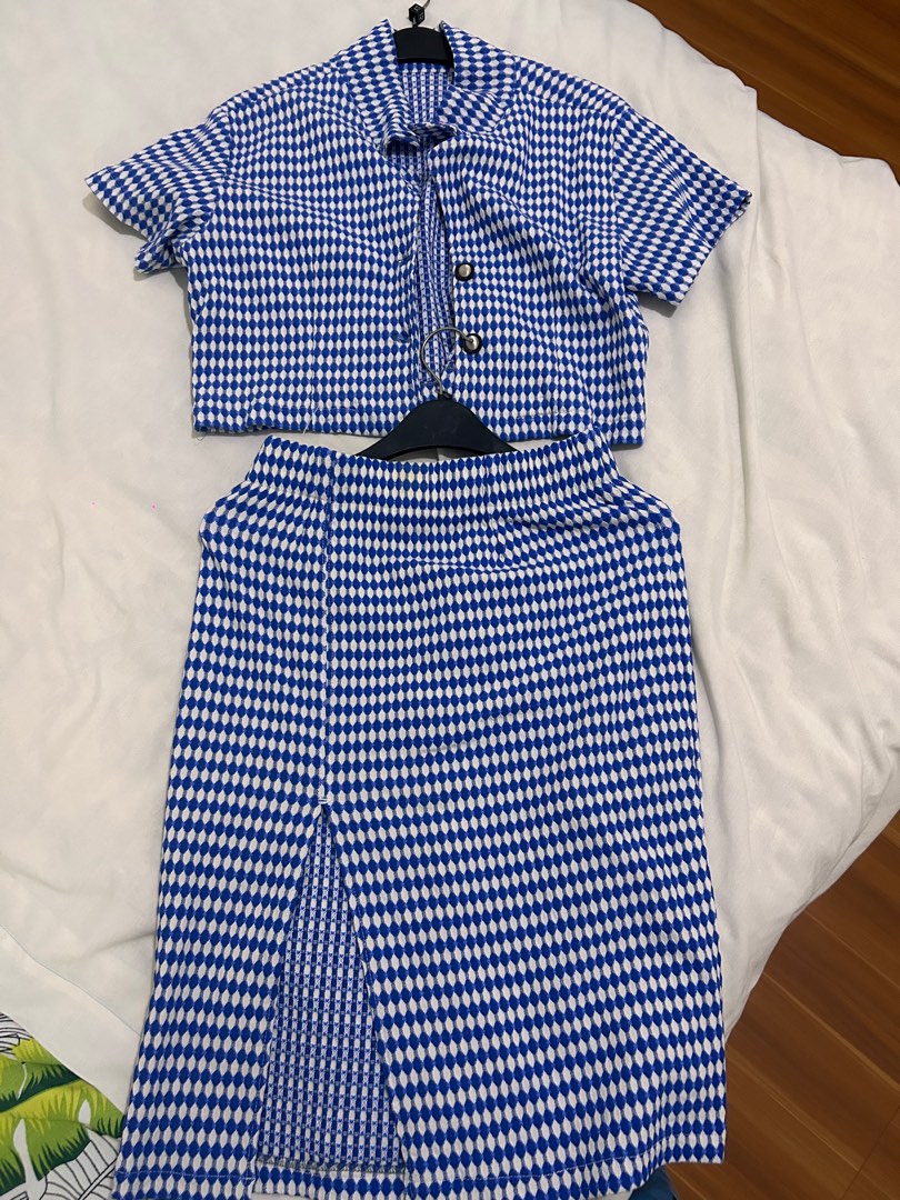 Coordinates for Sale, Women's Fashion, Dresses & Sets, Sets or ...