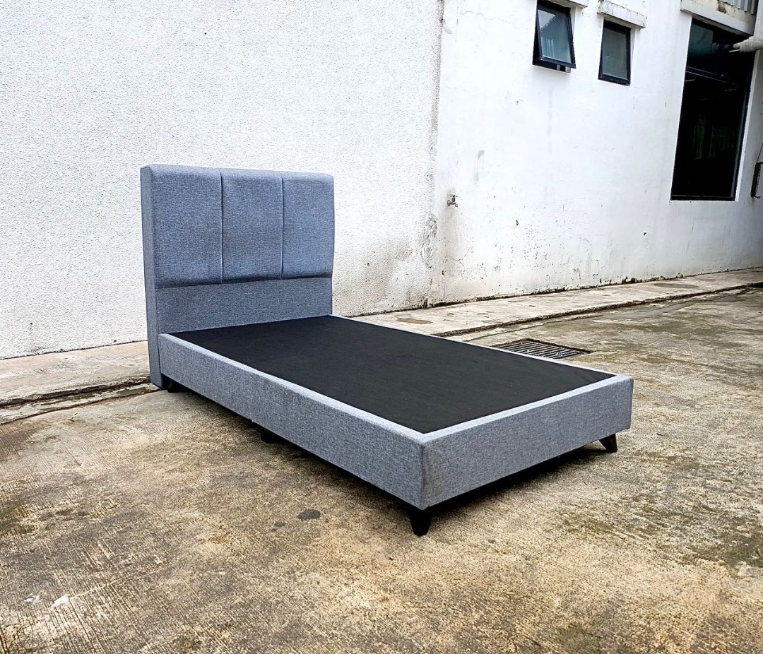 Divan Single Bed Frame, Furniture & Home Living, Bedding & Towels on Carousell