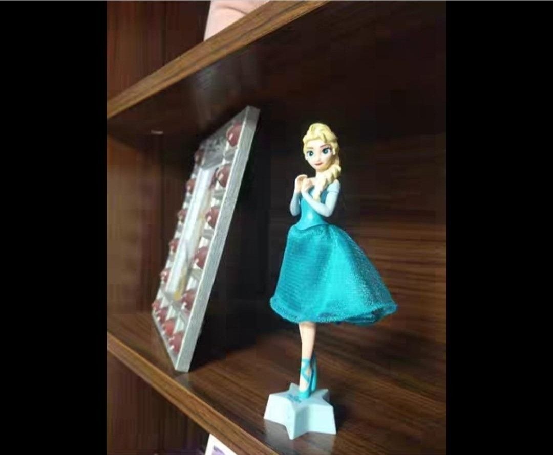 Frozen Elsa Ballerina Figurine Disney Princess Toy, Hobbies & Toys ...
