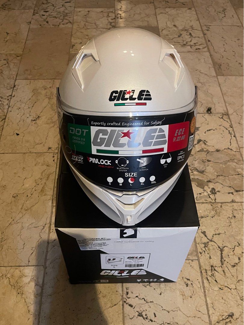 Gille Helmet 135 GTS V1, Motorbikes, Motorbike Parts & Accessories ...