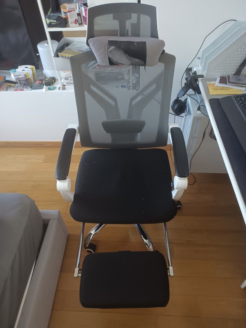 HBADA Ergonomic Gaming and Office Chair with Leg Rest, Furniture & Home ...