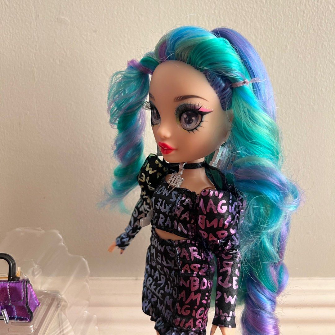 Holly Devious - Rainbow High doll, Hobbies & Toys, Toys & Games on ...