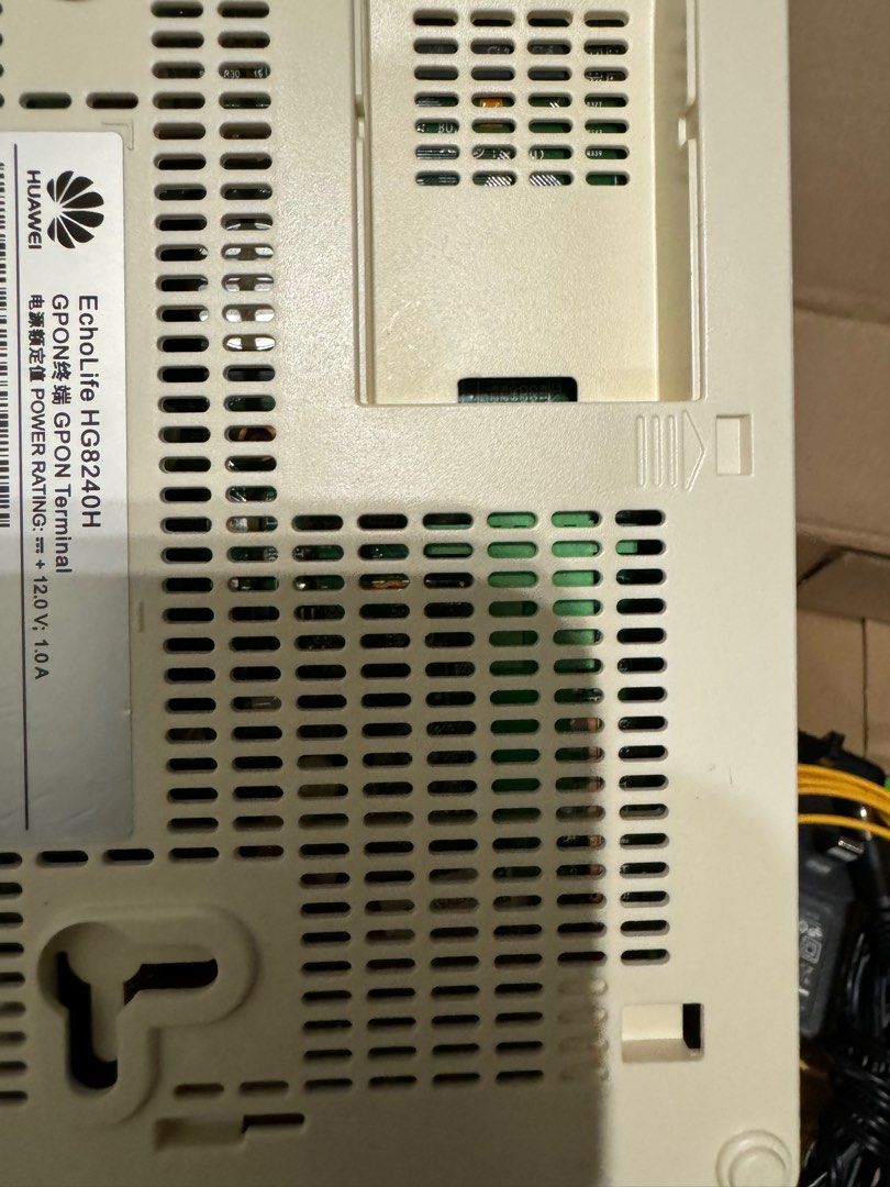 Huawei ONT Optical Network Terminal, Computers & Tech, Parts ...