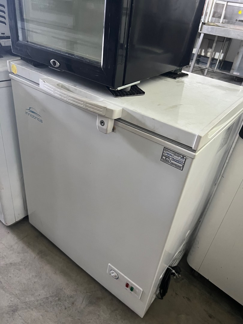 Innotrics 2Ft Chest Freezer, TV & Home Appliances, Kitchen Appliances ...