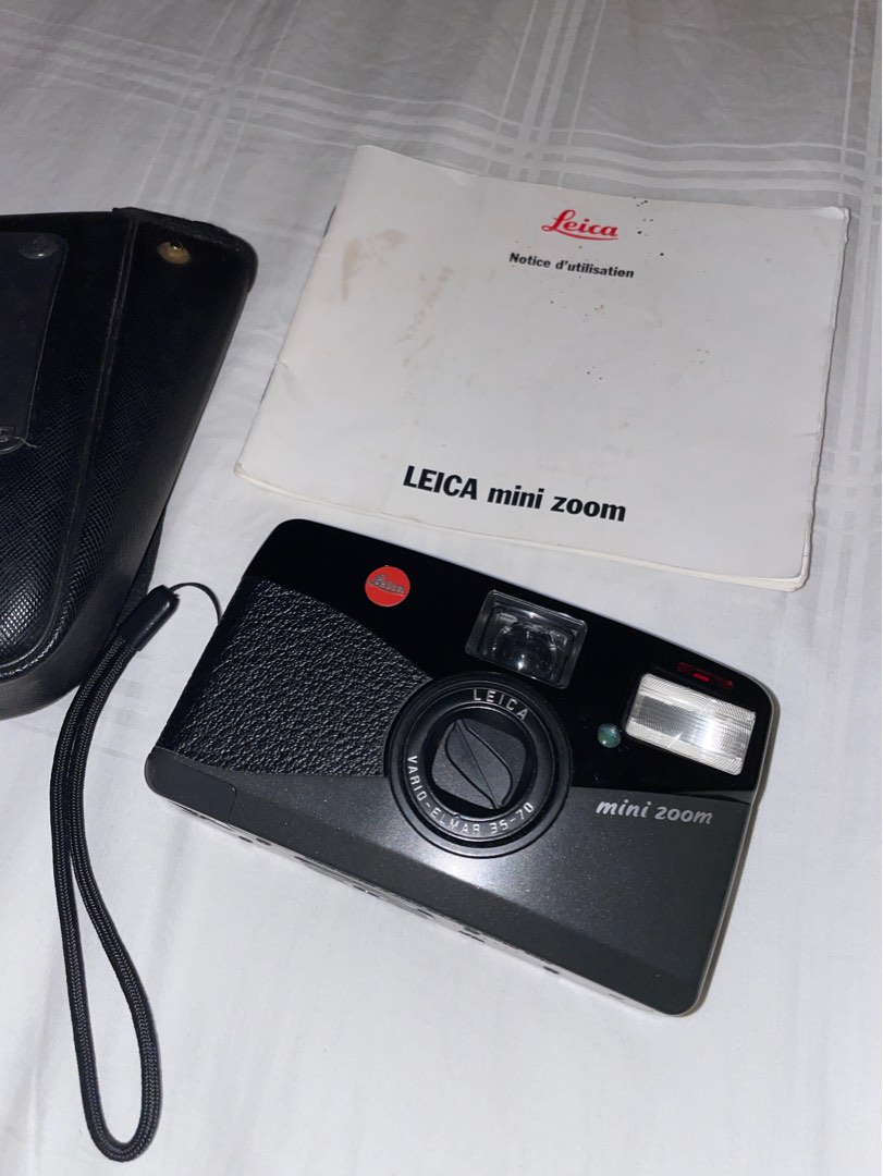 LEICA MINI ZOOM FILM CAMERA, Fotografi di Carousell