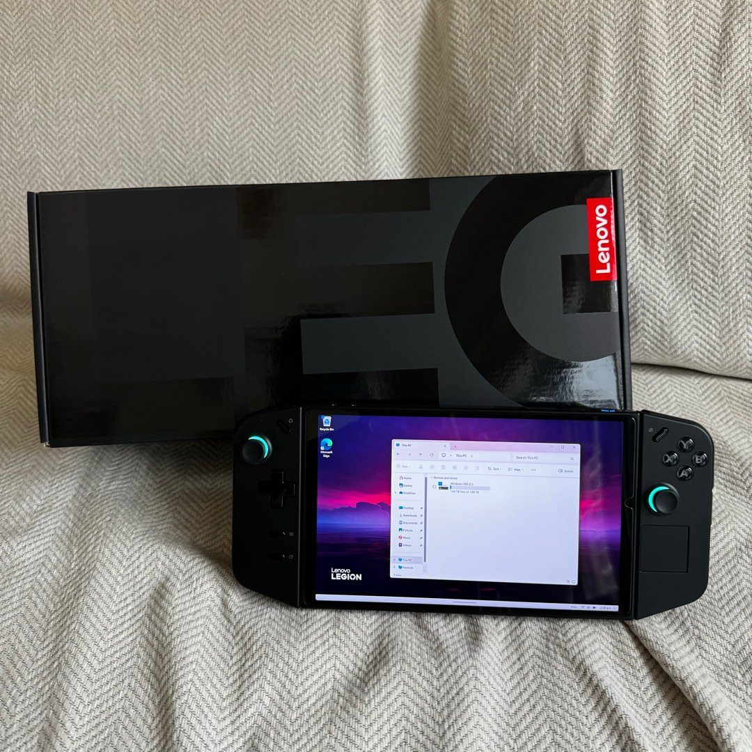 Lenovo Legion Go Z1 Extreme 16/2TB Upgraded, 2Y warranty, NOT Ayaneo ...