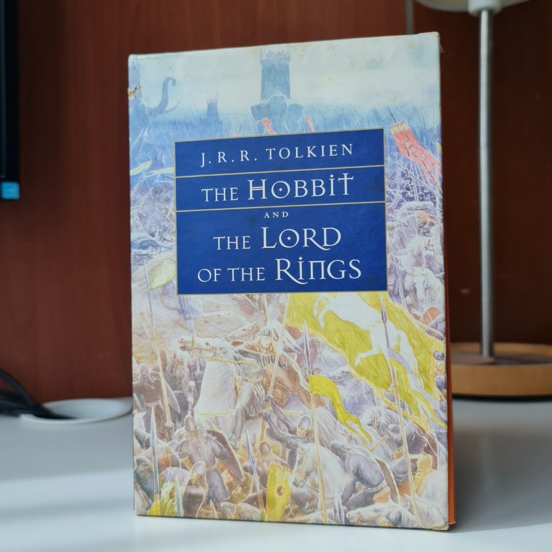 Lord Of The Rings and the Hobbit JRR Tolkien Slipcase Book Set, Hobbies ...