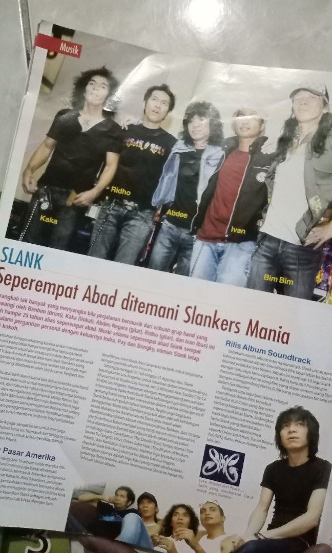majalaH fiLm dan musik sHOWbiZ, Buku & Alat Tulis, Majalah & Lainnya di ...