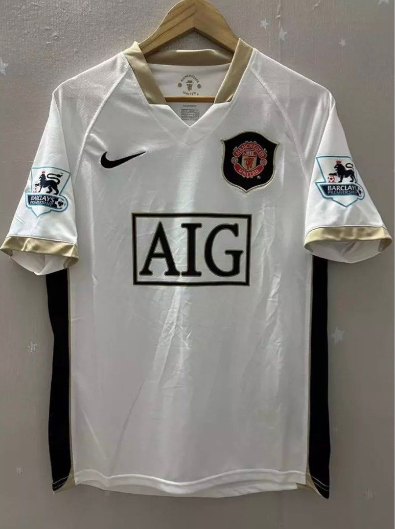 Manchester United 06/07 away jersey, Men's Fashion, Activewear on Carousell