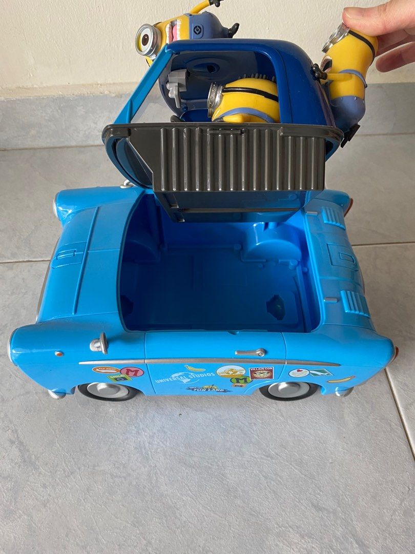Minion Car / Popcorn Bucket, Hobbies & Toys, Toys & Games on Carousell