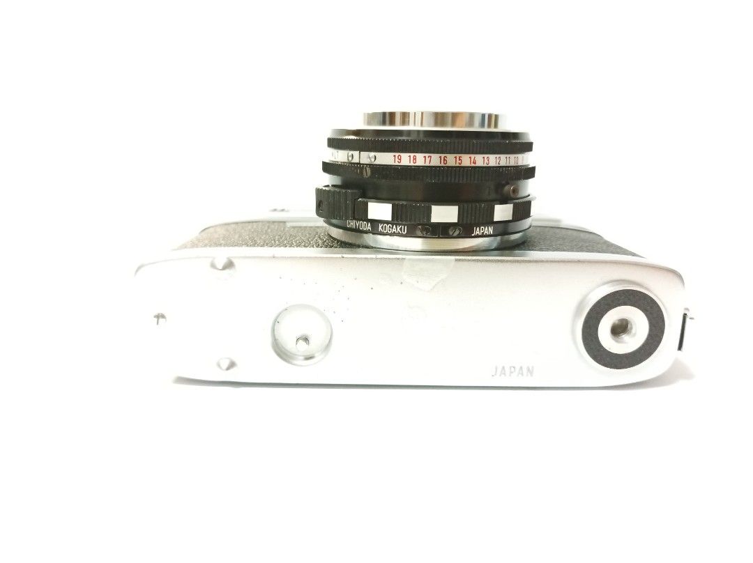 Minolta A5 45mm f2, Photography, Cameras on Carousell