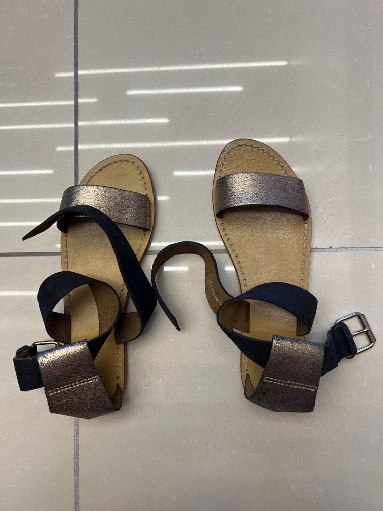 MNG Sandal, Women's Fashion, Footwear, Sandals on Carousell