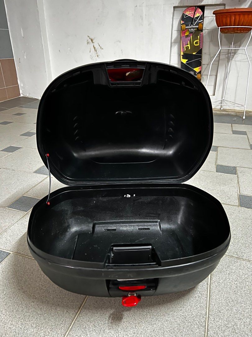 Motorcycle GIVI Box Storage Box (60 litres) w Base Plate, Motorcycles ...