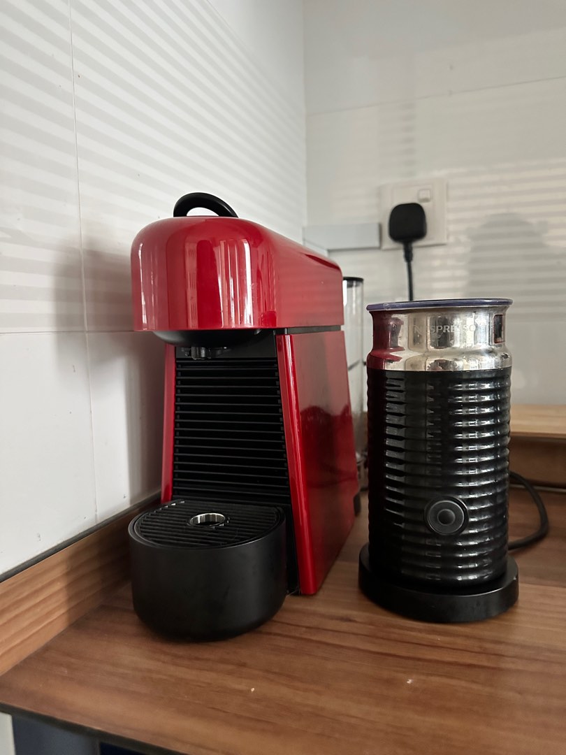 Nespresso Essenza Mini with Aeroccino Bundle, TV & Home Appliances ...