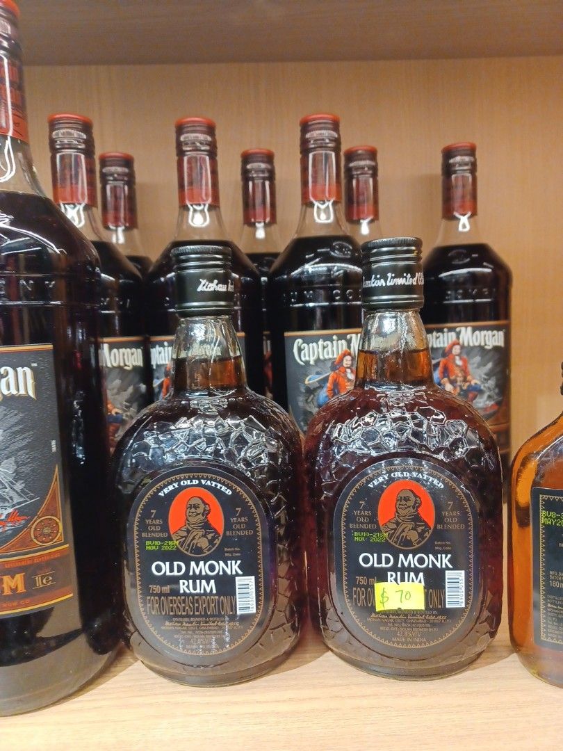 Old Monk Rum 750ml, 嘢食 & 嘢飲, 酒精飲料 - Carousell