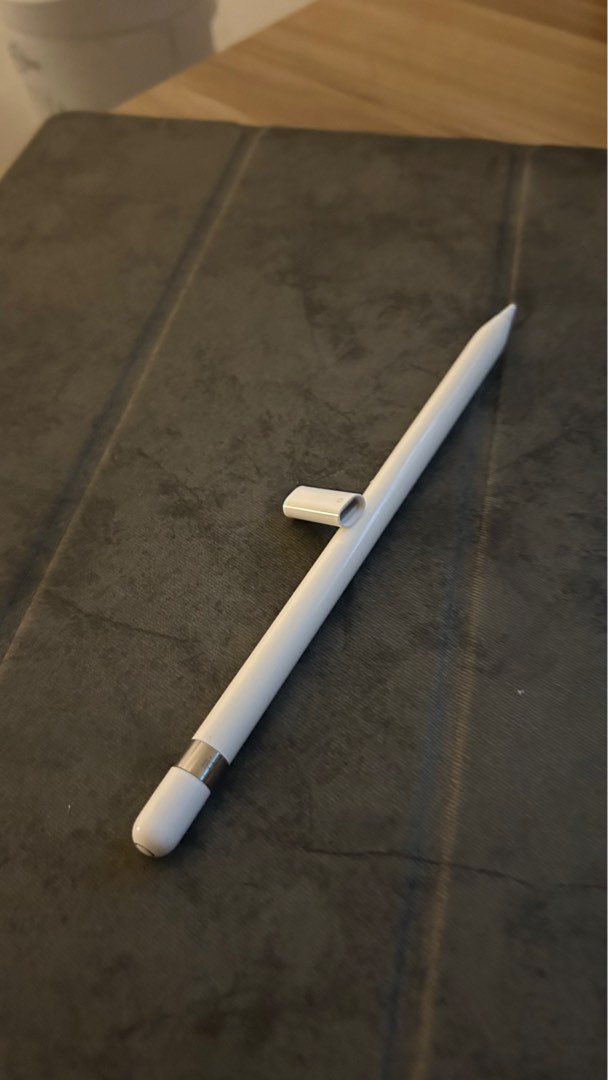 Original apple pencil gen 1 with charging adapter, Mobile Phones ...