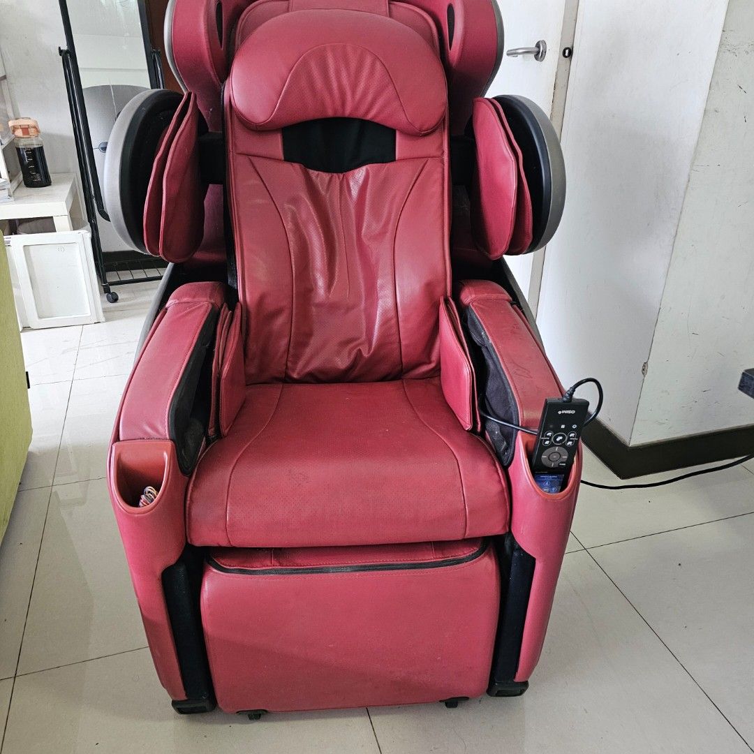 Osim uDivine OS-808 Massage Chair Complete, Health & Nutrition, Massage ...