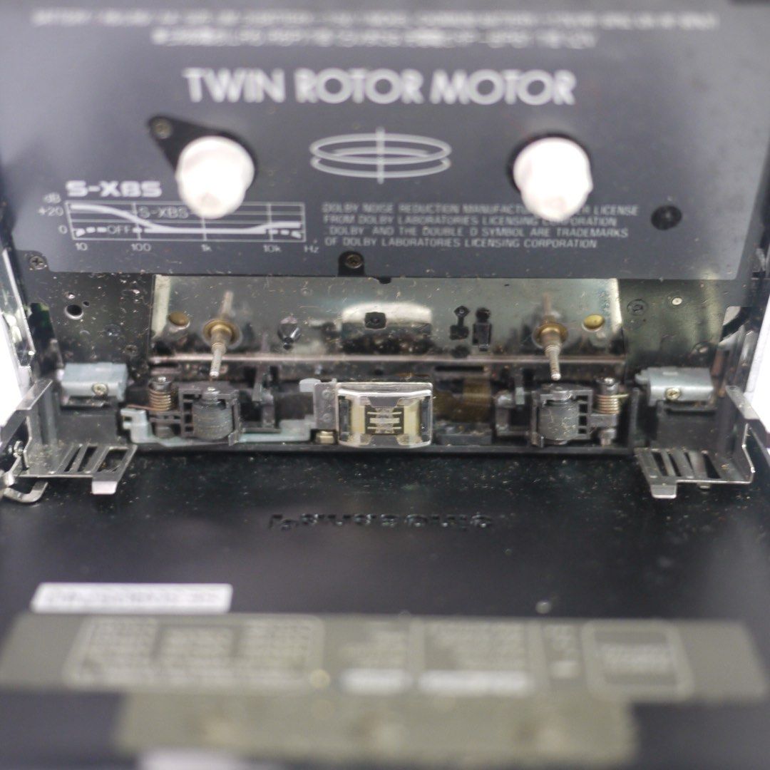 Panasonic RQ-S40V cassette and radio tuner, Audio, Portable Music ...