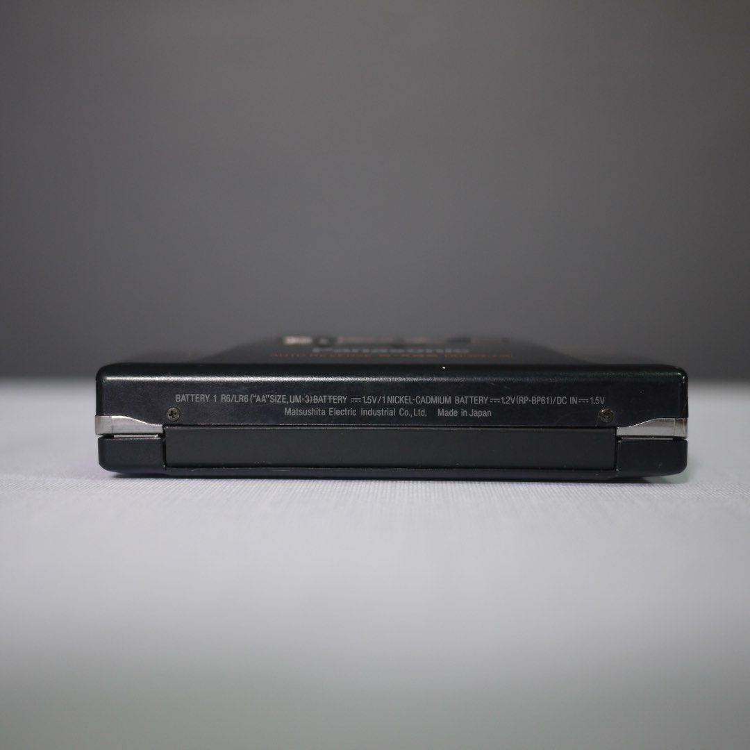 Panasonic RQ-S40V cassette and radio tuner, Audio, Portable Music ...