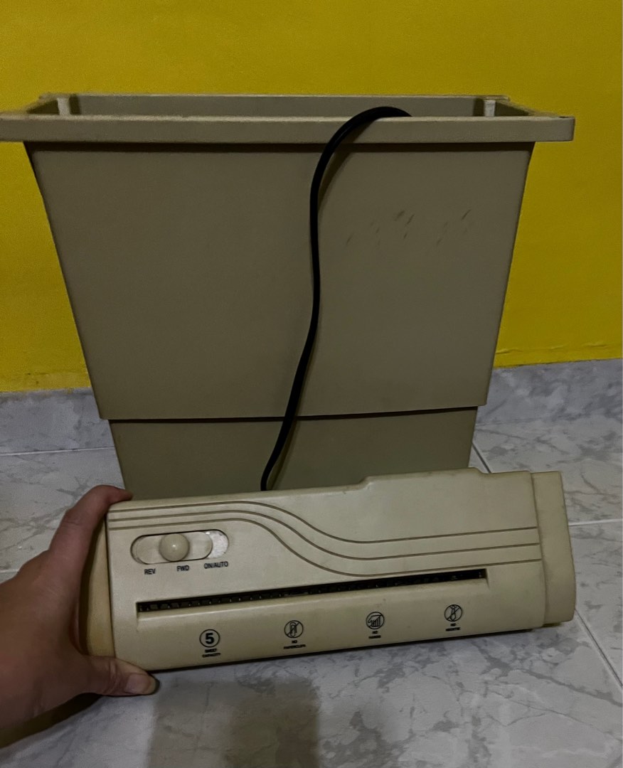 Paper shredder, Hobbies & Toys, Stationery & Craft, Craft Supplies ...