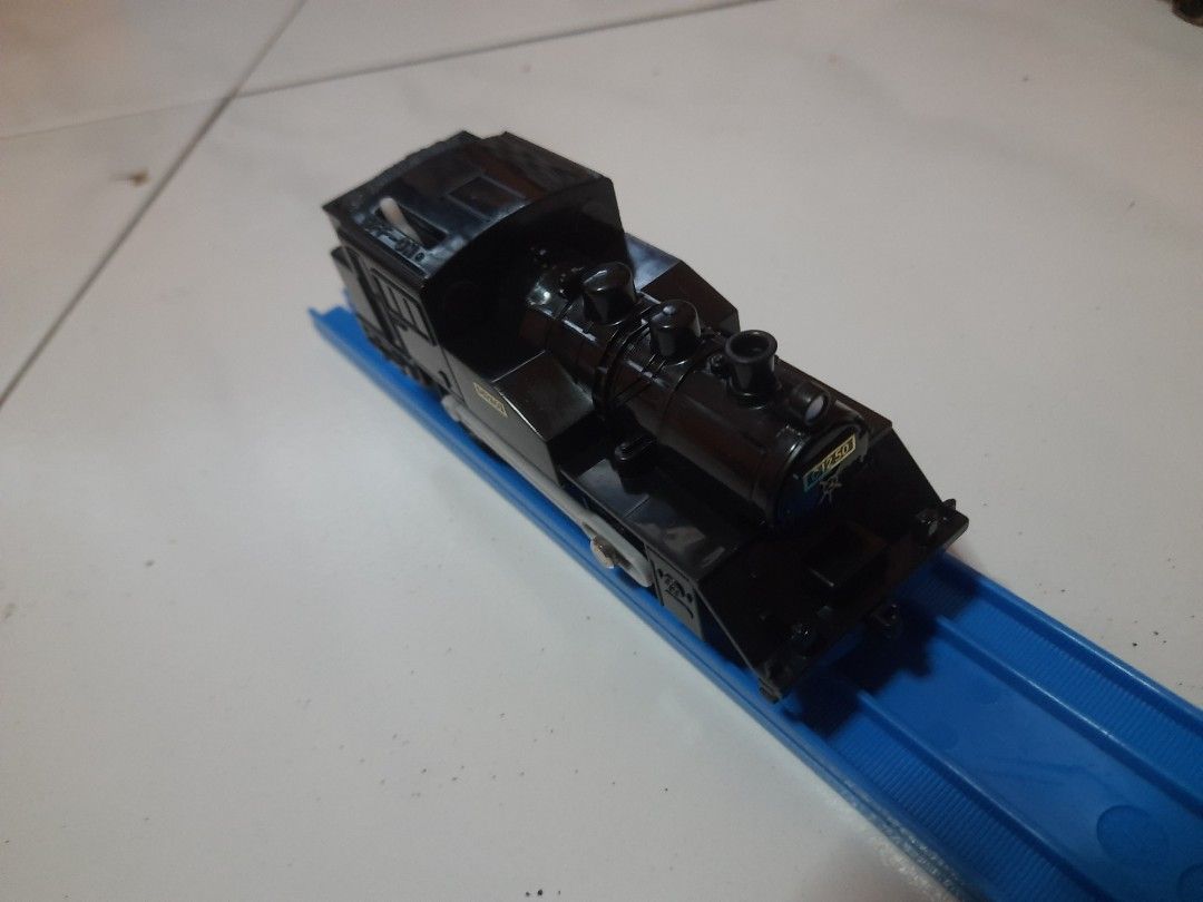 Plarail/Trackmaster Trains, Carriages and Tracks, Hobbies & Toys, Toys ...