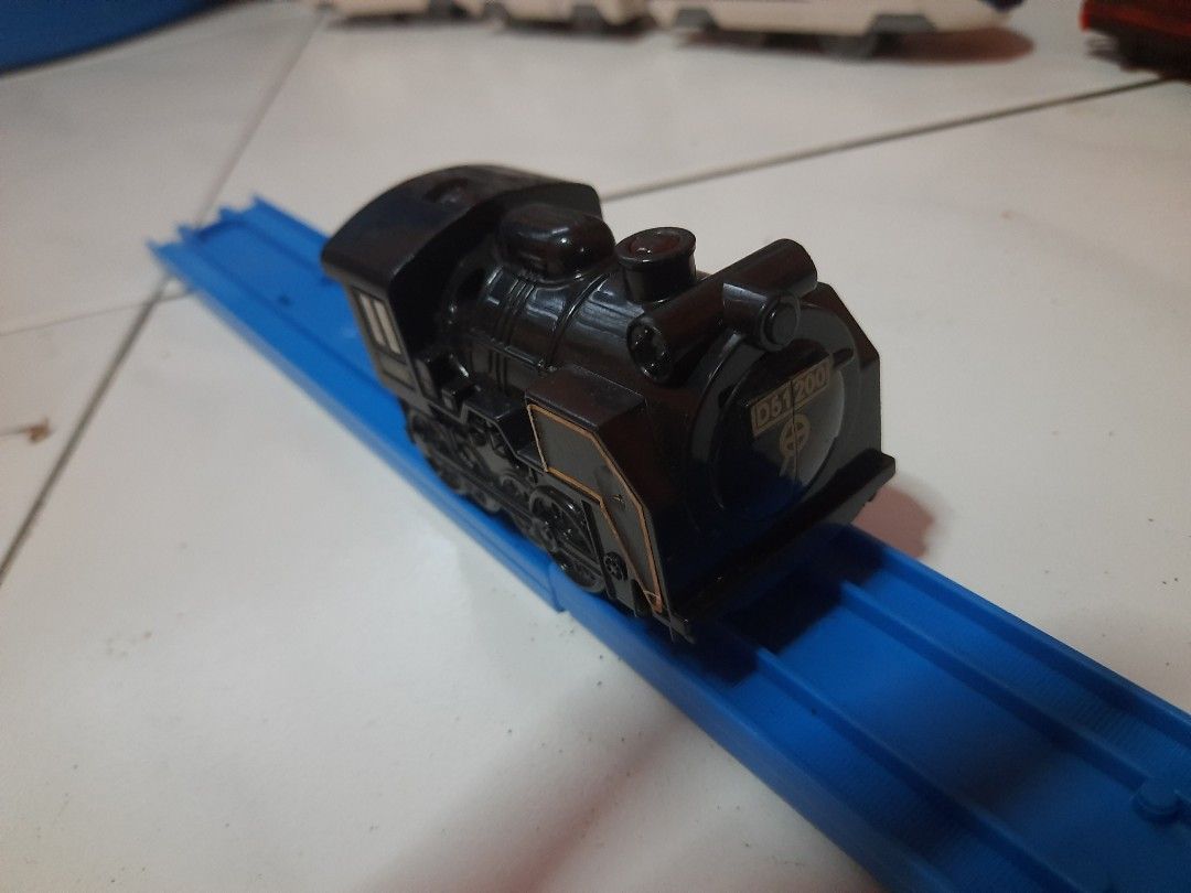 Plarail/Trackmaster Trains, Carriages and Tracks, Hobbies & Toys, Toys ...