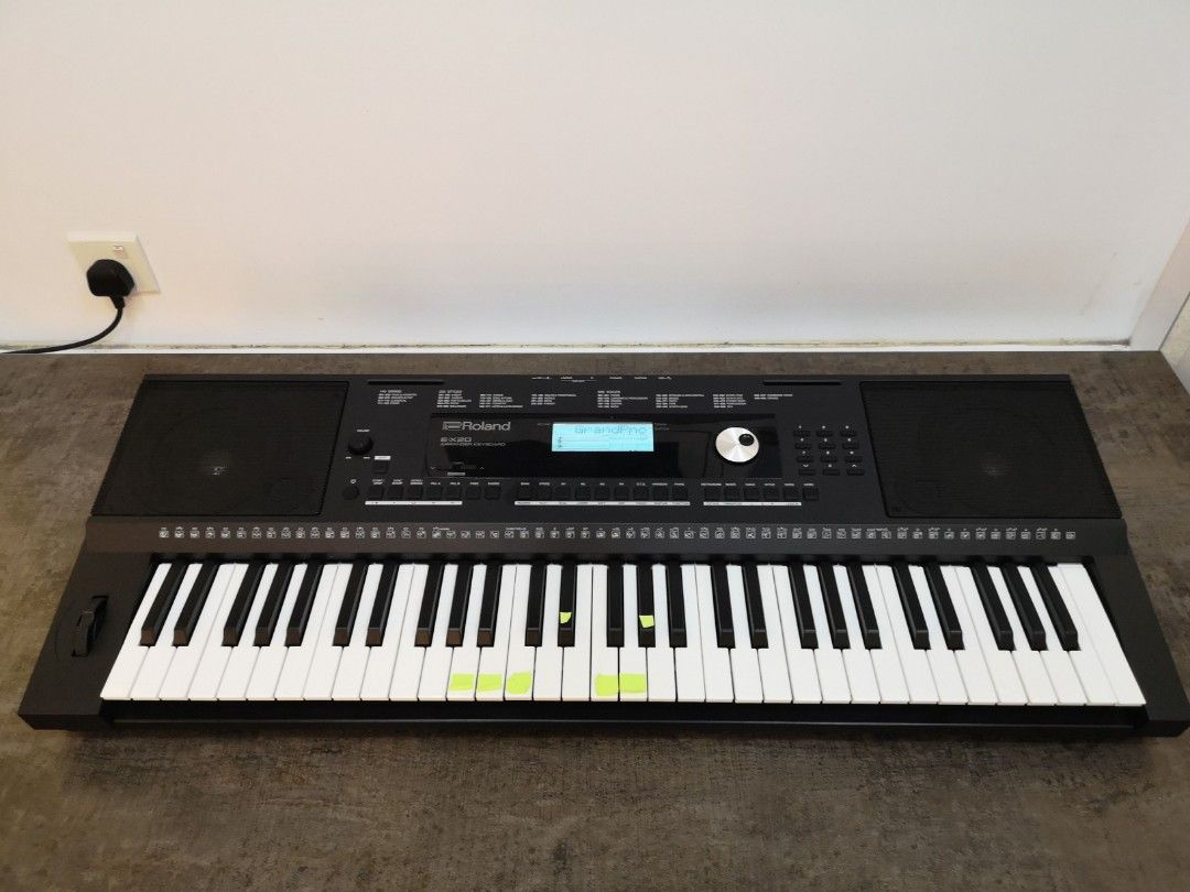 Roland Keyboard E-X20, Hobbies & Toys, Music & Media, Musical ...