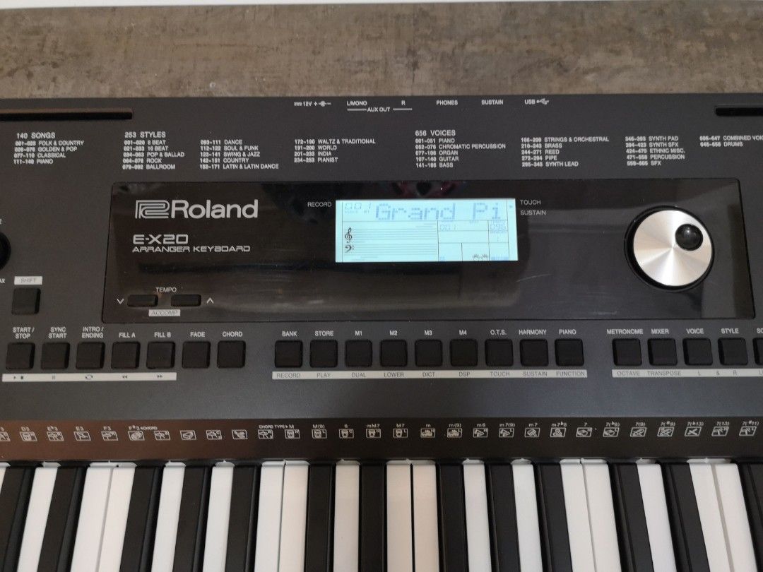 Roland Keyboard E-X20, Hobbies & Toys, Music & Media, Musical ...