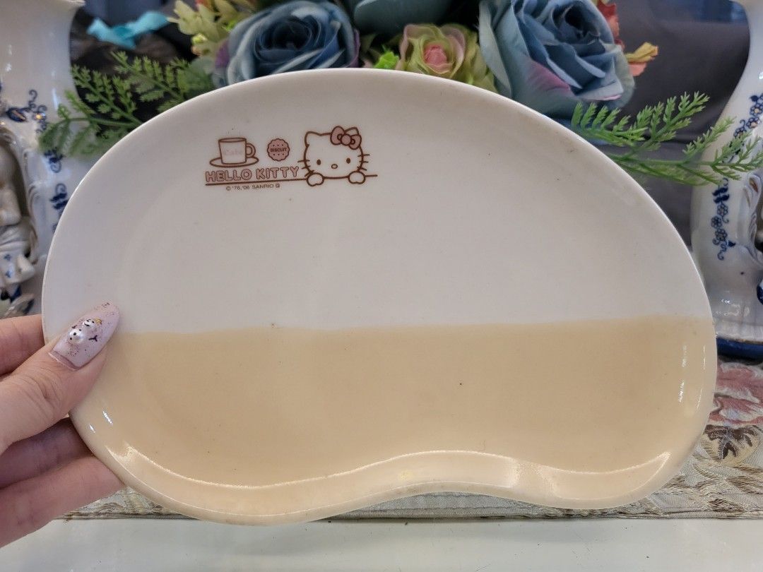 Sanrio Hello Kitty Ceramic Flat Plate, Furniture & Home Living ...