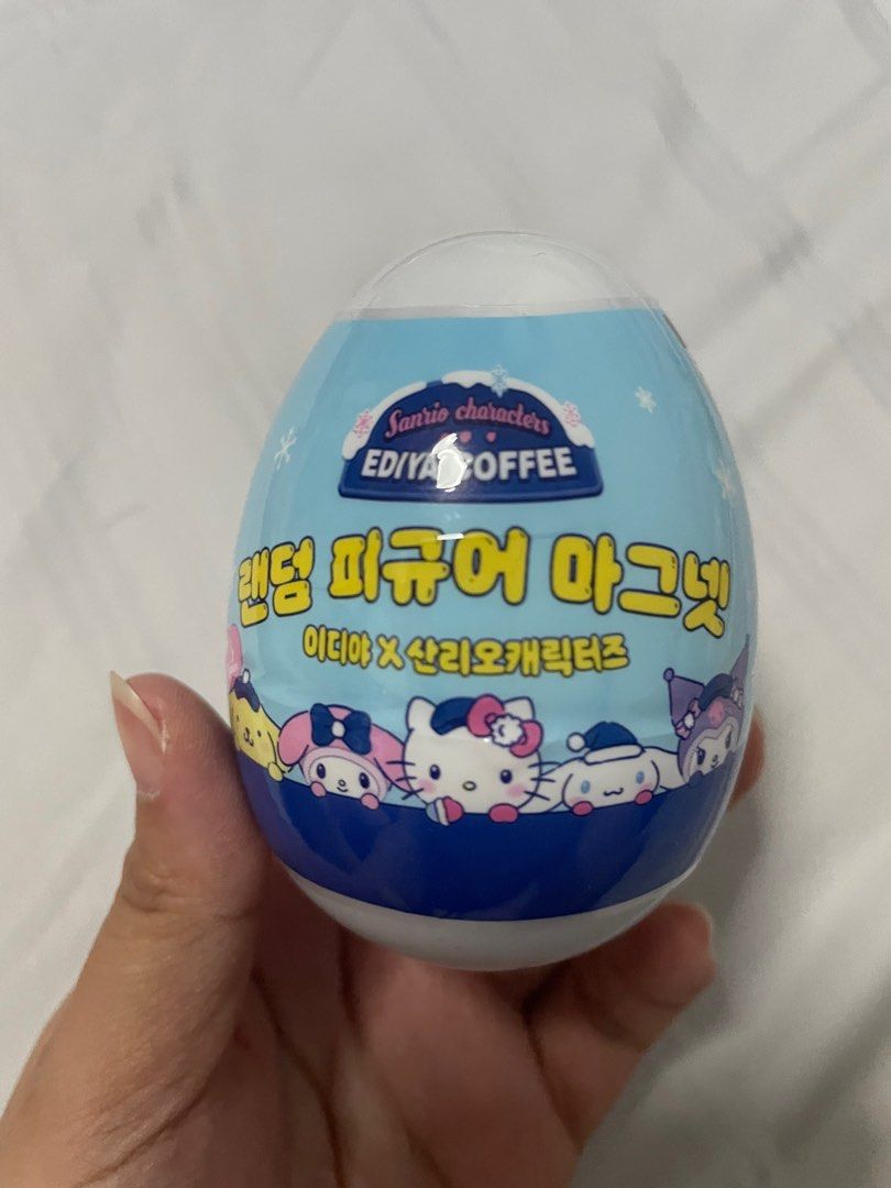 Sanrio x Ediya Coffee collab Keychain/magnet Pompompurin, Hobbies ...