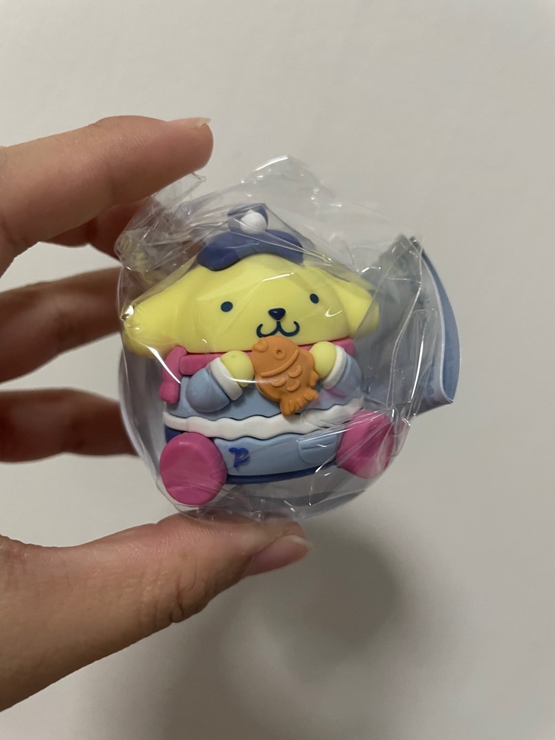 Sanrio x Ediya Coffee collab Keychain/magnet Pompompurin, Hobbies ...