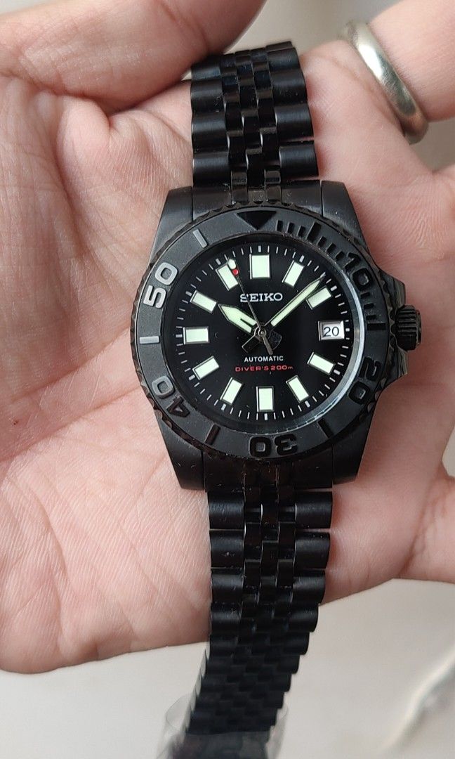 Seiko custom build stealth, Men's Fashion, Watches & Accessories ...