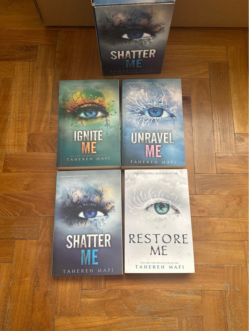 shatter me series books 1-4 (shatter me, unravel me, ignite me, restore ...