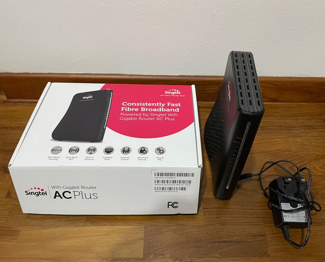Singtel Wifi Gigabit Router AC Plus, Computers & Tech, Parts ...