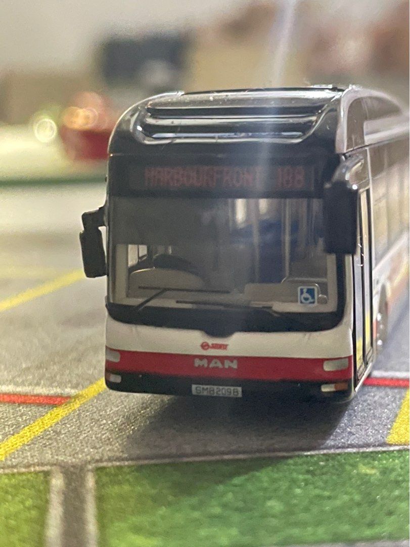 SMRT MAN A22 Bus Model - Masterpiece Collectibles, Hobbies & Toys ...