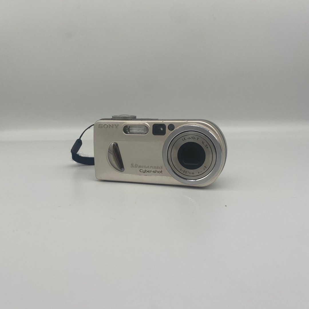 Sony Cybershot DSC P10 Digicam, Photography, Cameras on Carousell