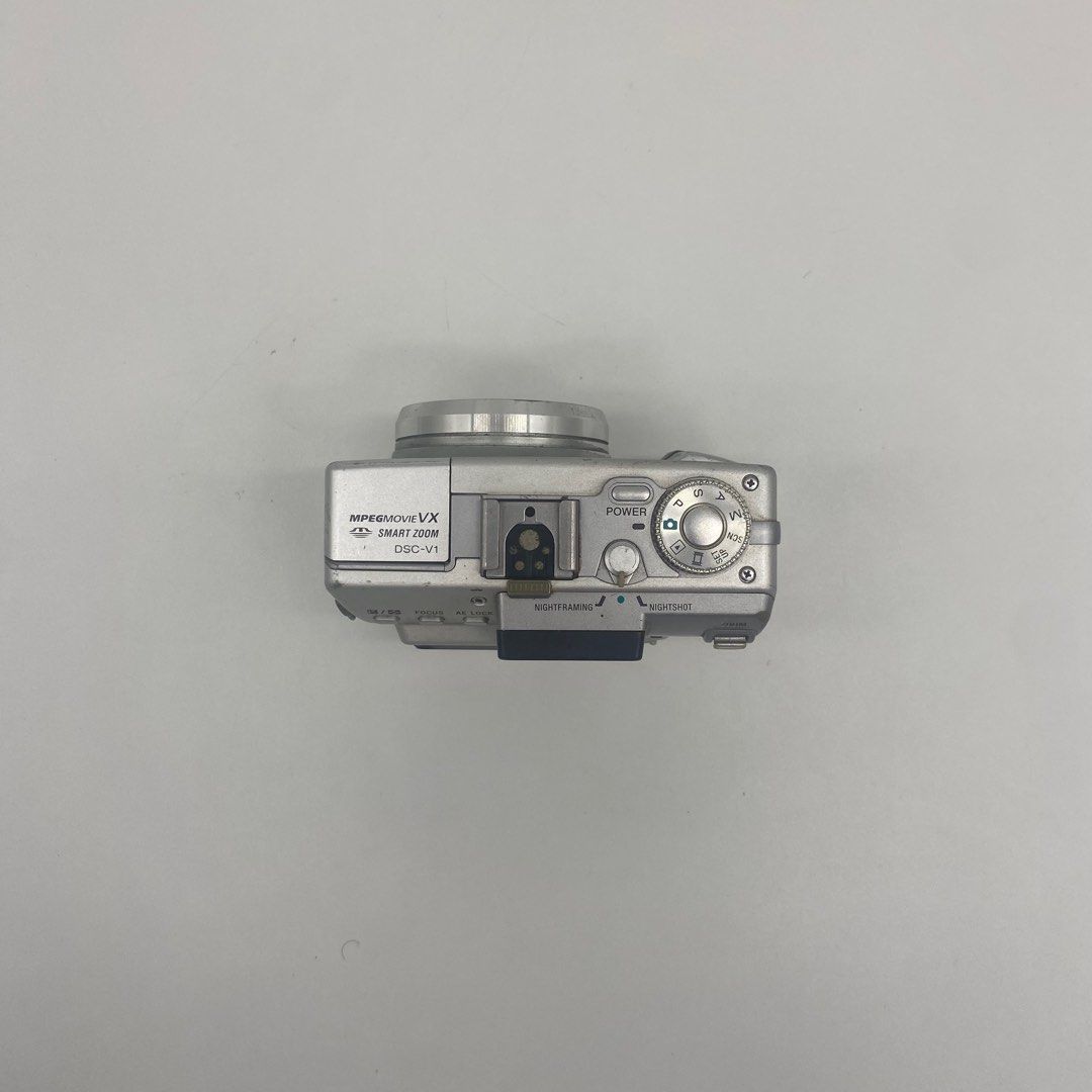 Rare Sony DSC V1 Digicam Nightshot, Photography, Cameras on Carousell
