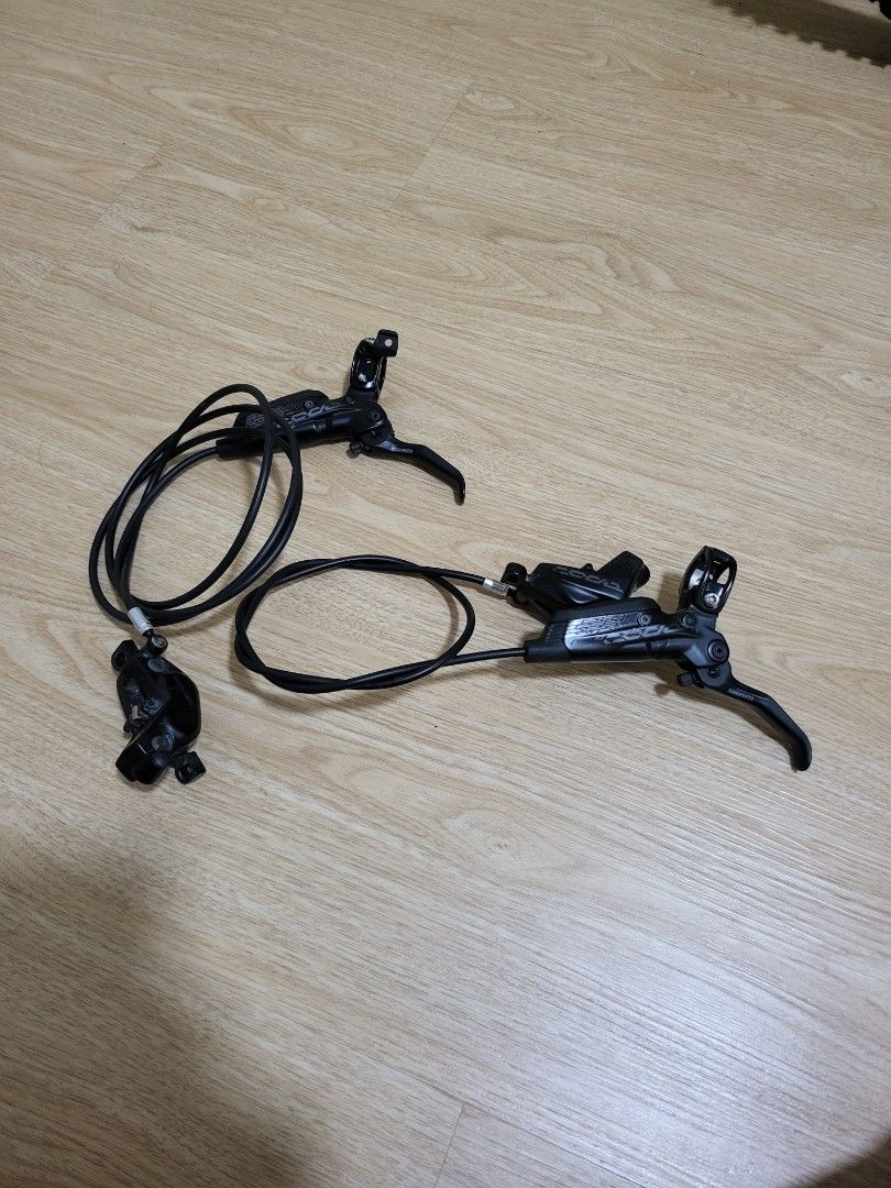 SRAM Code RS 4 piston brakes and levers, Sports Equipment, Bicycles ...