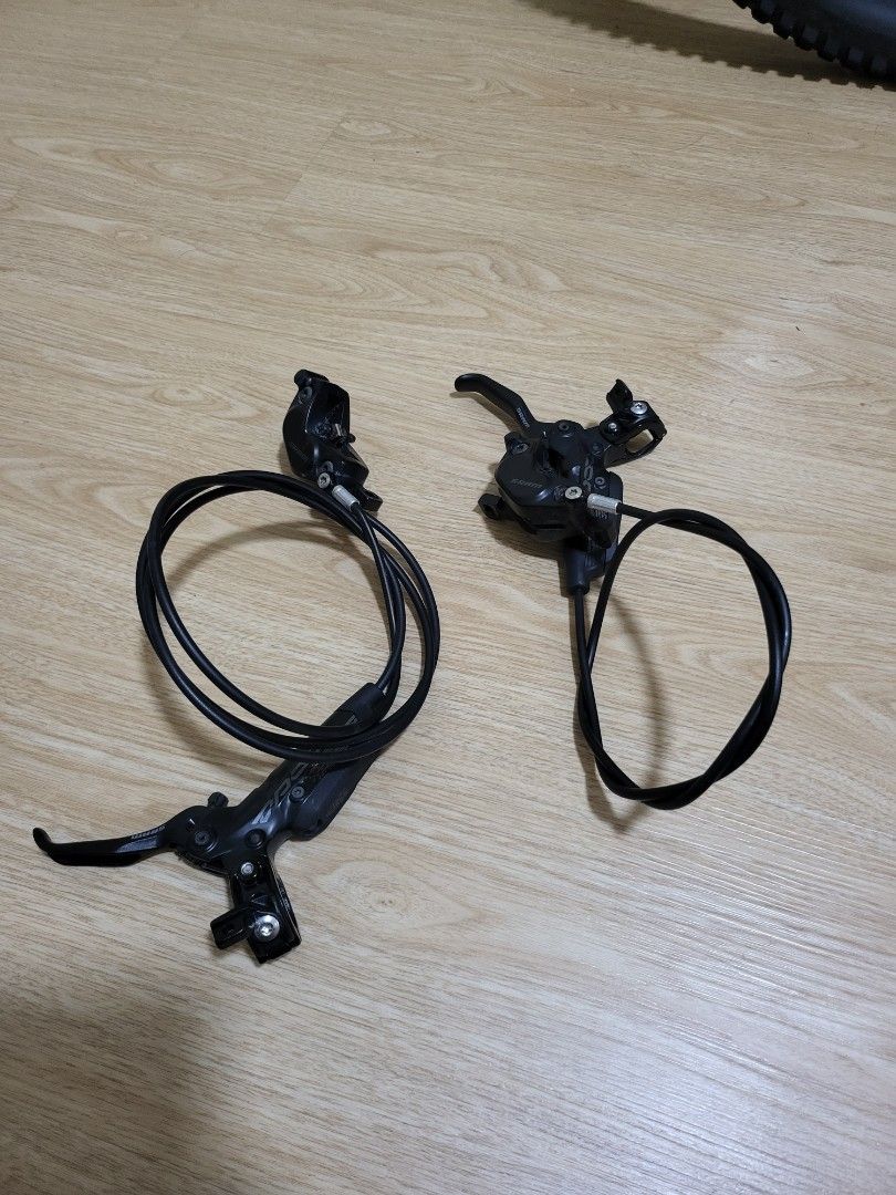 SRAM Code RS 4 piston brakes and levers, Sports Equipment, Bicycles ...