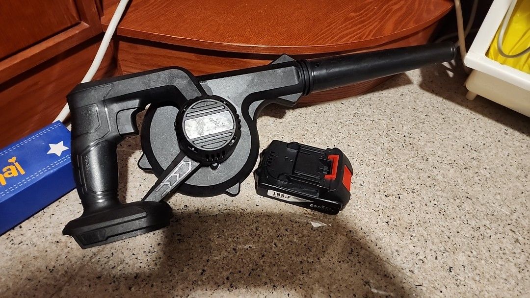 strong blower, TV & Home Appliances, Other Home Appliances on Carousell