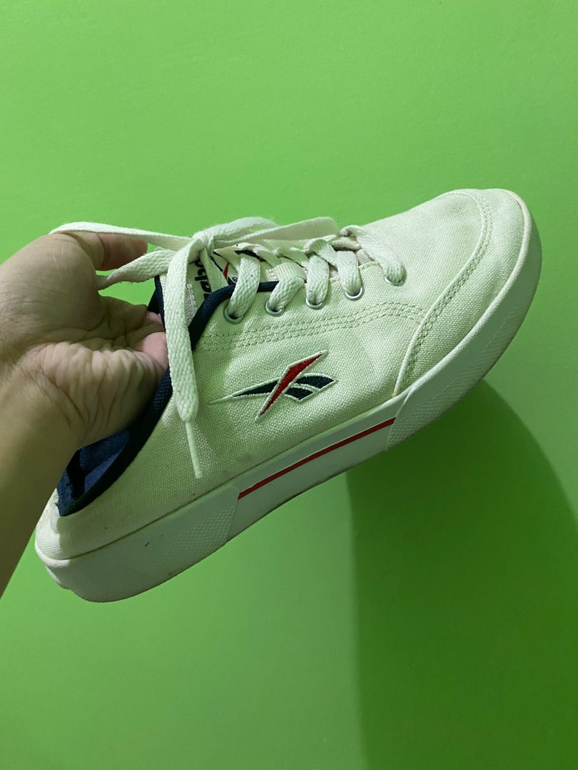 US 5 Authentic Reebok Slip-On, Women's Fashion, Footwear, Sneakers on ...