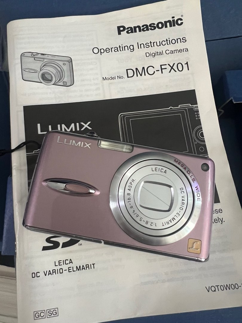 Vintage camera Panasonic Lumix FX01, Photography, Cameras on Carousell