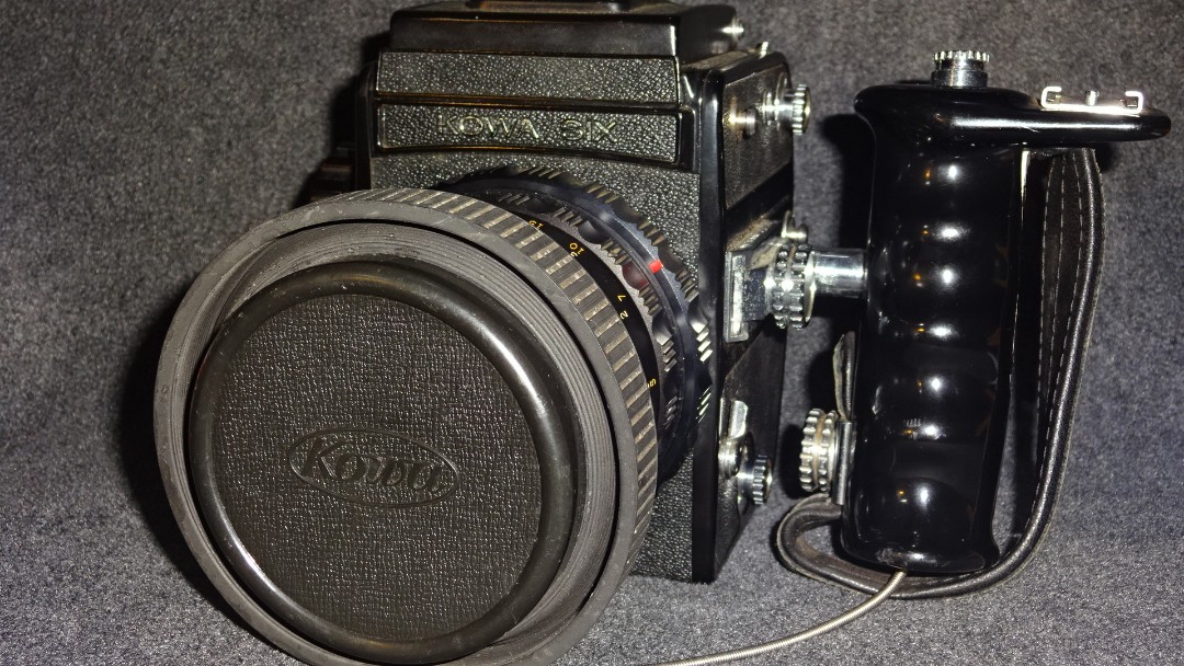 Vintage KOWA Six medium format camera with KoWA 1:2.8/85mmm lens plus GRIP, Photography, Cameras ...