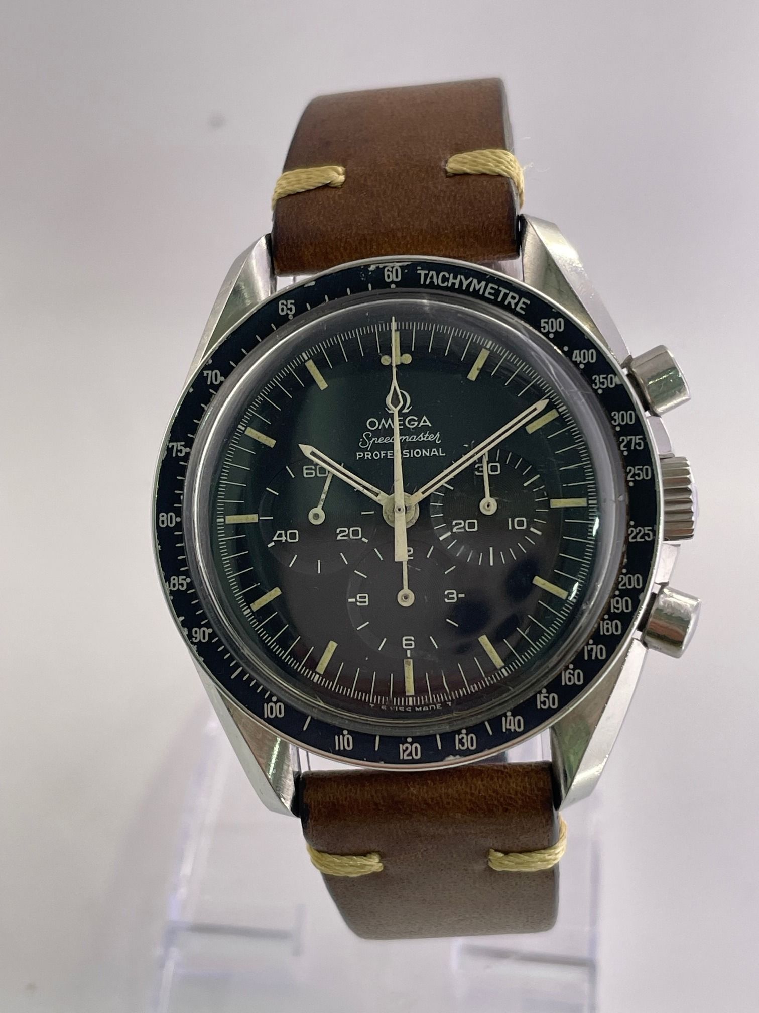 Vintage Omega Speedmaster 145-022 (1970) - A Timeless Classic for the ...