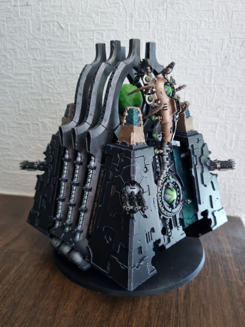Warhammer 40k necrons Monolith, Hobbies & Toys, Toys & Games on Carousell